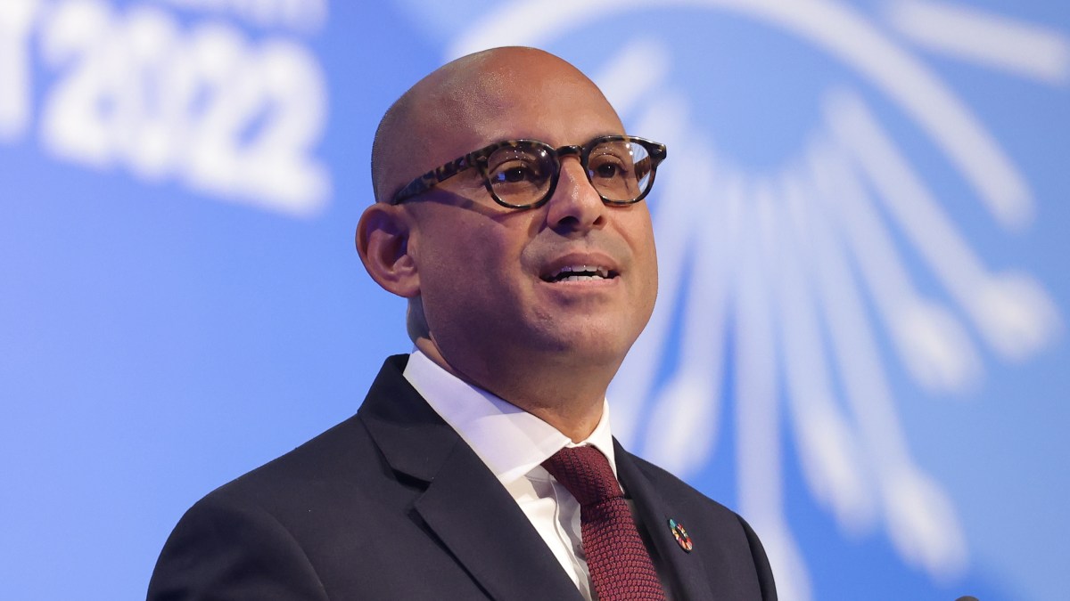 Simon Stiell: Noile planuri climatice naționale mai ambițioase pot face ...